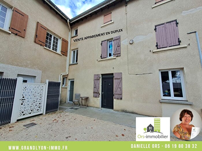 Appartement à vendre - Reventin-Vaugris - 4 pièces - 2 chambres
