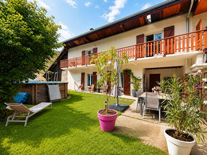 Cessens - Maison 6 pièces à vendre