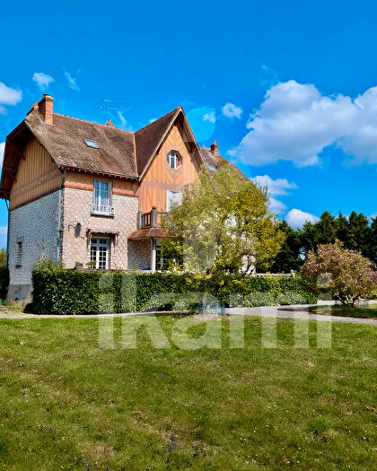 Maison 12 pièces à Clémont, à vendre