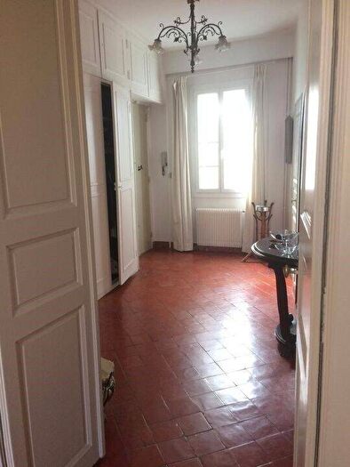 Appartement à louer - Centre Ville, Perpignan - 4 pièces - 3 chambres