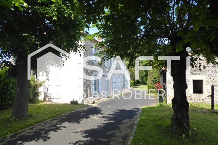 Maison à vendre - François - 8 pièces - 5 chambres