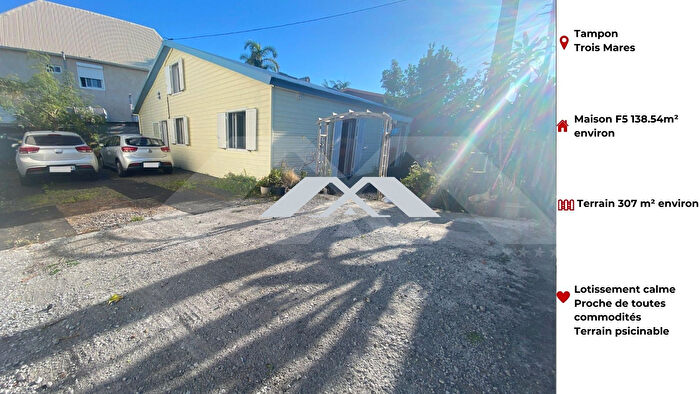 Maison à vendre - Le Tampon, Trois Mares - 5 pièces - 4 chambres