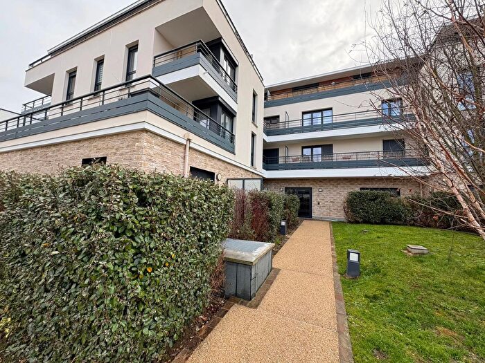 Appartement à vendre - Plaisir, Ebisoires - 3 pièces - 3 chambres