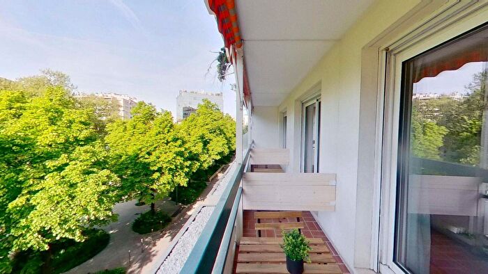 Charpennes-Tonkin, Villeurbanne : Appartement 6 pièces à louer