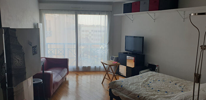 Appartement à louer - Houilles, Le Réveil-Matin - 1 pièce