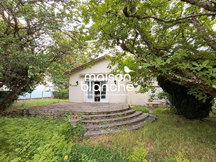 Coutras - Maison 8 pièces à vendre