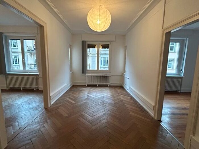 Strasbourg, Contades, République : Appartement 4 pièces à louer