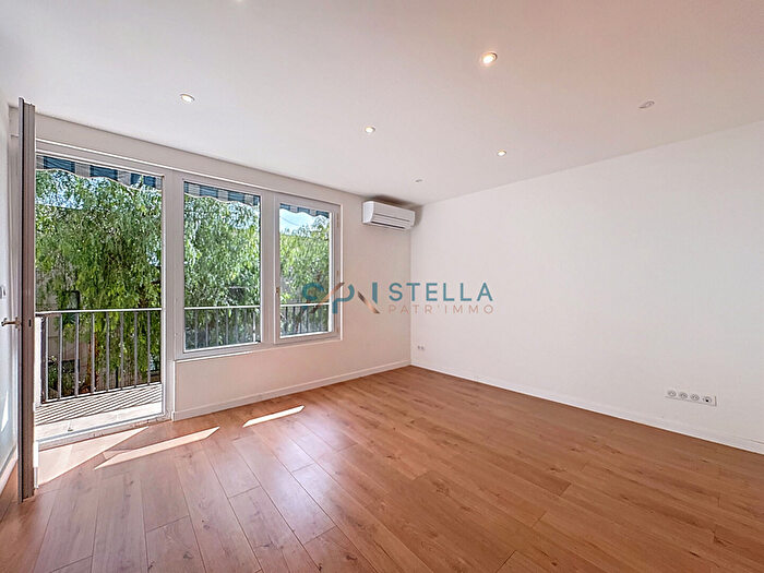 Appartement à louer - Ajaccio, La Viletta, Pietrina, Gare - 4 pièces - 3 chambres