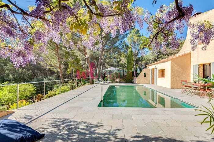 Maison 11 pièces à vendre - Bouc-Bel-Air, Violési, Porte Rouge, Les Chabauds, Montaury
