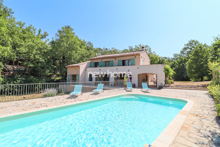 Maison à vendre - Saint-Paul-en-Forêt - 8 pièces - 4 chambres