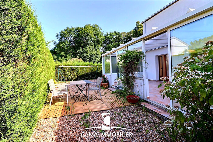 Maison 5 pièces à vendre à Fontenay-le-Fleury, Chapelle Saint-Jean