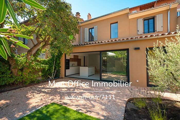 Maison 4 pièces à Aix-en-Provence, Centre-ville, à vendre