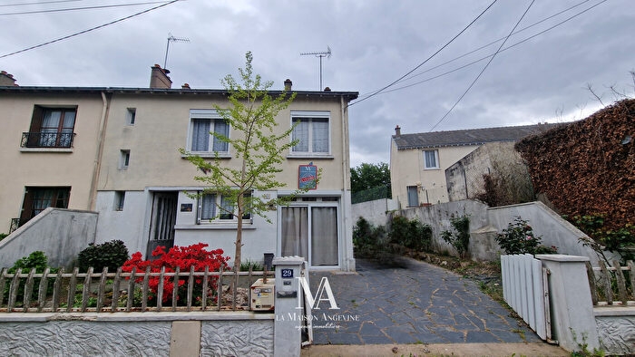 Maison à vendre - Angers, Monplaisir - 5 pièces - 4 chambres
