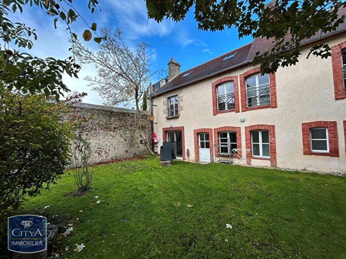 Maison à louer - Alençon, Coeur de Ville - 5 pièces - 3 chambres