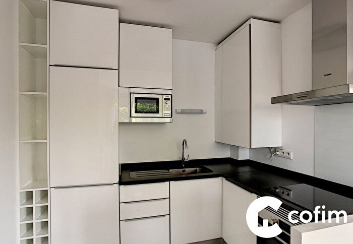 Appartement à louer - Pau - 2 pièces - 1 chambre