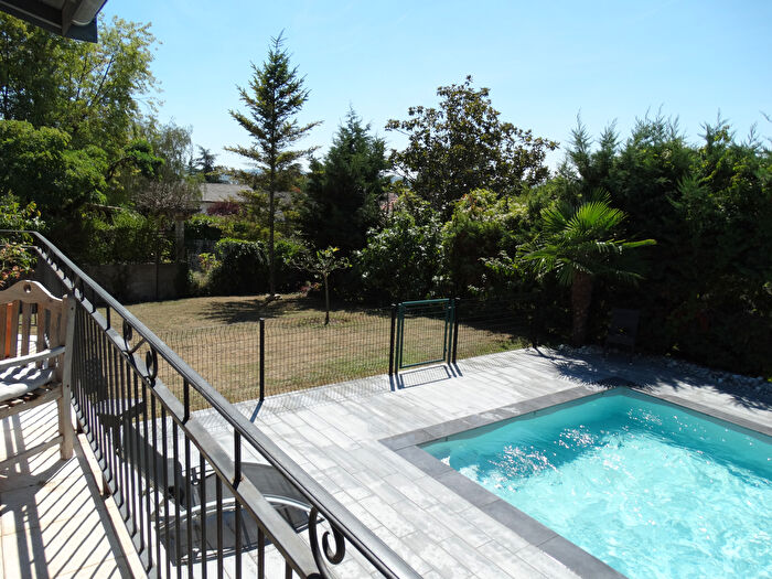 Maison à vendre - Grigny - 5 pièces - 4 chambres