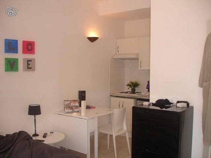 Appartement à louer - Marseille ème arrondissement - 1 pièce