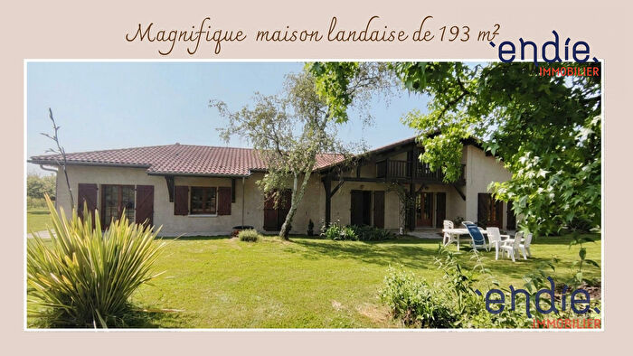 Maison 8 pièces à vendre à Saint-Sever