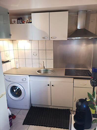 Appartement à louer - Romans-sur-Isère, Centre-ville - 2 pièces - 1 chambre