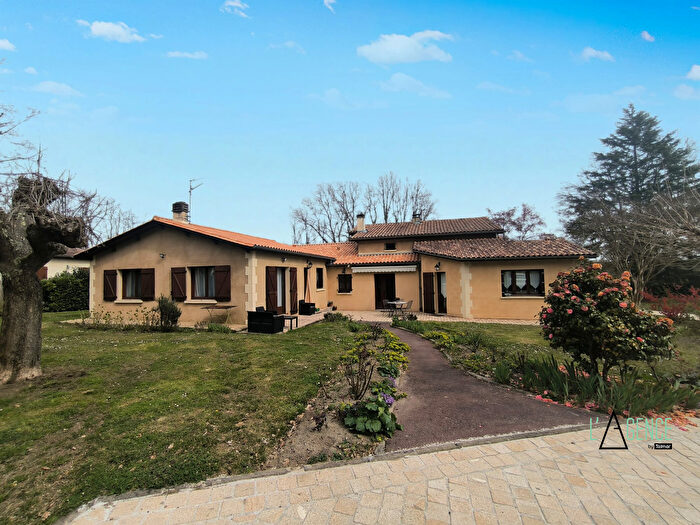 Maison à vendre - Tarnès - 9 pièces - 6 chambres