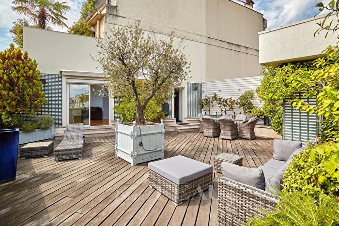 Appartement à vendre - Courbevoie, Marceau République - 4 pièces - 3 chambres