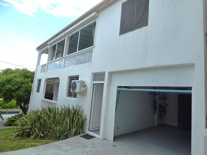 Maison à vendre - Sainte-Anne - 7 pièces - 5 chambres