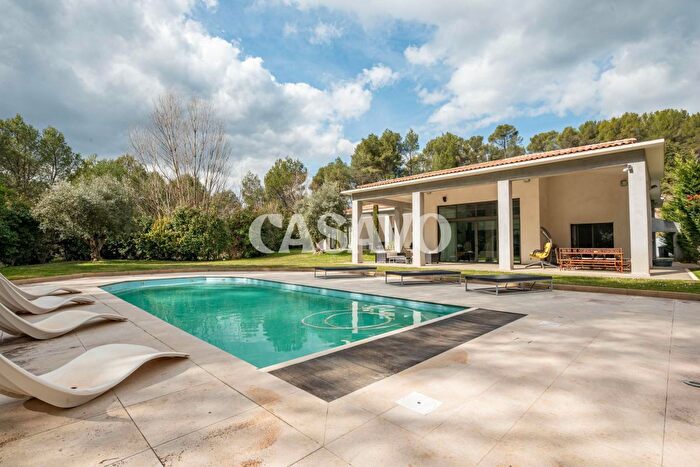 Maison à vendre - Auriol - 6 pièces - 4 chambres