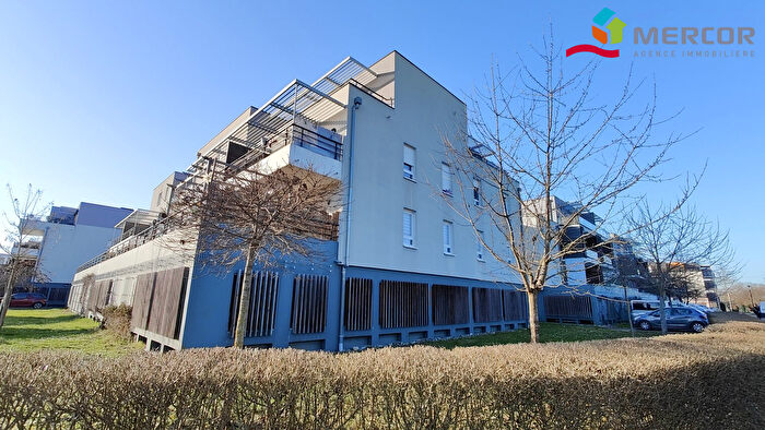 Appartement à vendre - Holtzheim - 3 pièces - 2 chambres