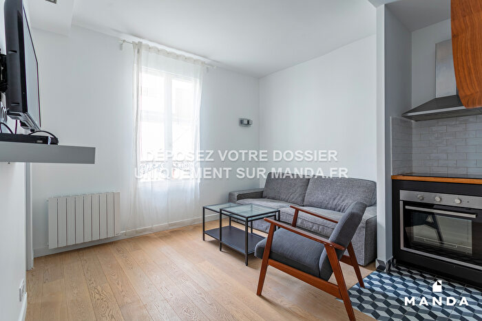 Appartement à louer - Paris e , Saint-Placide - 2 pièces - 1 chambre