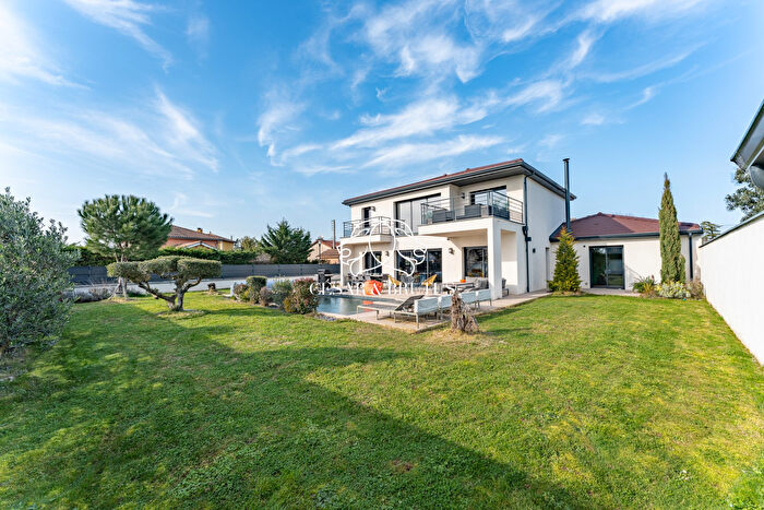 Maison à vendre - Genas - 5 pièces - 4 chambres