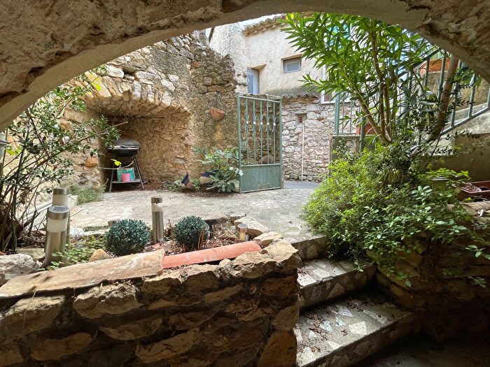 Maison à vendre - Saint-Laurent-de-Carnols - 4 pièces - 3 chambres