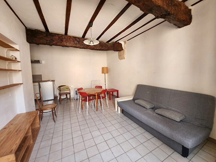 Appartement 1 pièce à Uzès, à louer