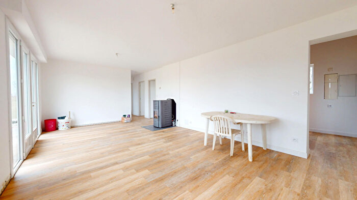 Maison à louer - Breuil-Magné - 5 pièces - 4 chambres