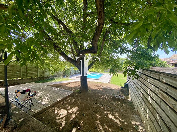 Maison 7 pièces à vendre à Saint-Jean-de-Maruéjols-et-Avéjan