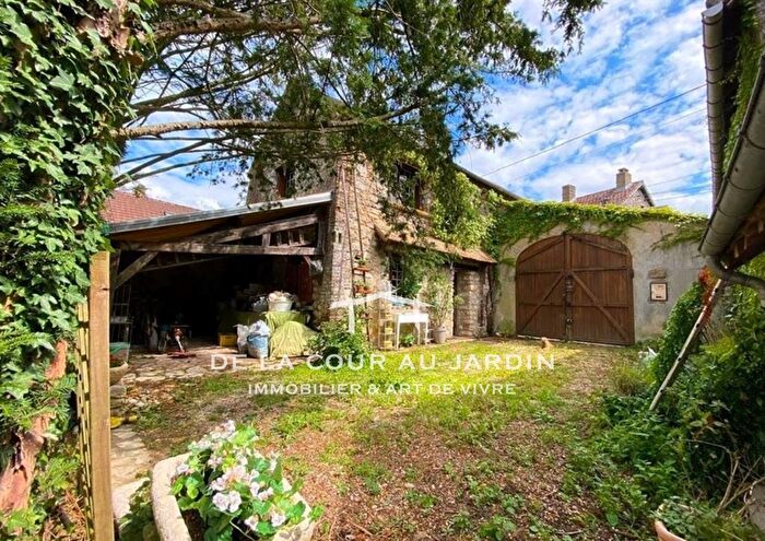 Maison à vendre - La Villeneuve-en-Chevrie - 10 pièces - 7 chambres