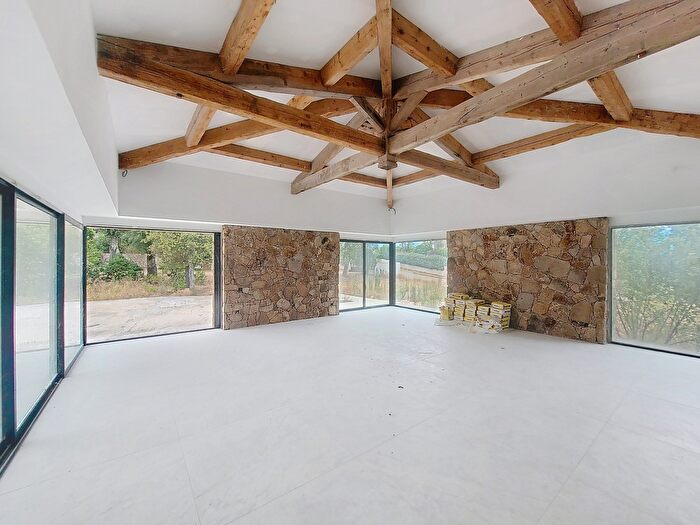 Maison à vendre - Porto-Vecchio - 7 pièces - 6 chambres