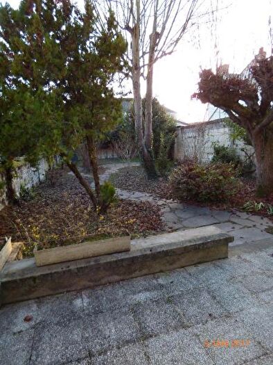 Appartement à louer - Saumur, Nantilly - 4 pièces - 3 chambres