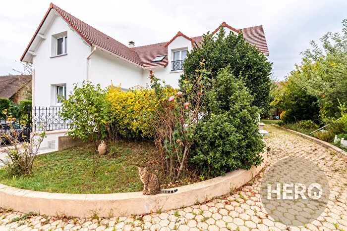 Maison à vendre - Plaisir, Gâtines, Boissière, Mare aux Saules - 8 pièces - 6 chambres