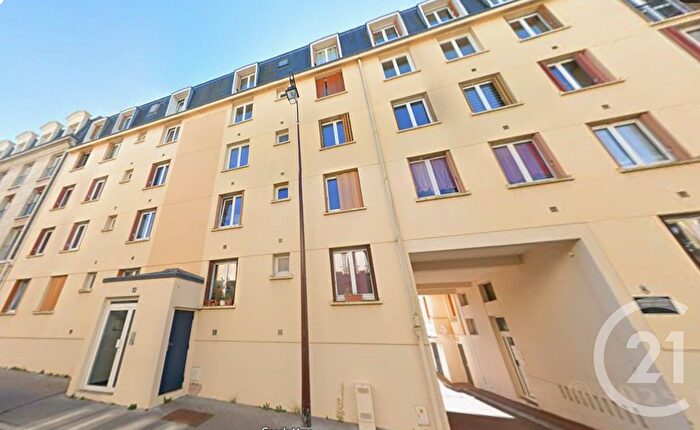 Appartement à louer - Versailles, Notre Dame - 4 pièces - 2 chambres