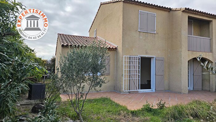 Maison à vendre - Rognac - 4 pièces - 3 chambres