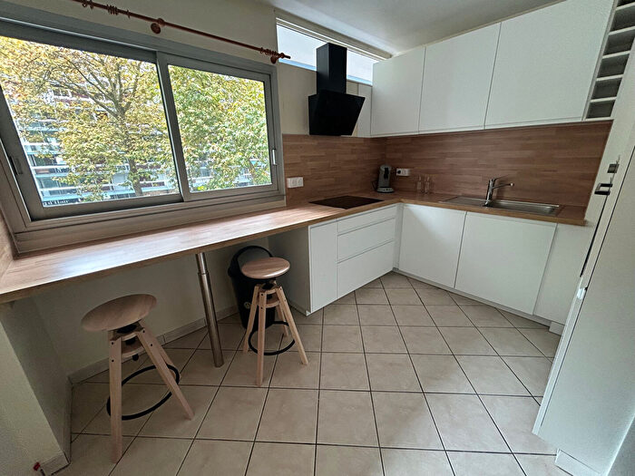 Appartement à louer - Quartiers Nord-Ouest, Villejean - 6 pièces - 5 chambres