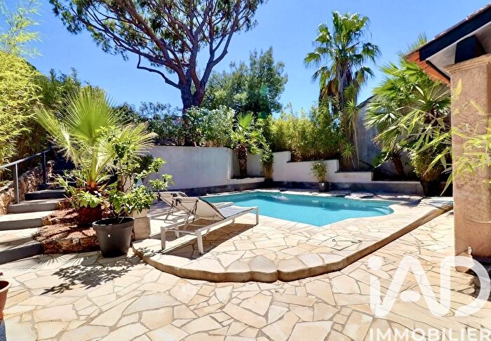 Maison à vendre - Fréjus, La Tour de Mare - 5 pièces - 3 chambres