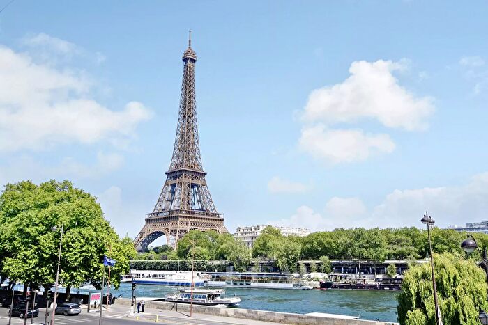 Appartement à vendre - Paris e , Passy, Maison de la Radio, Muette-Sud - 3 pièces - 2 chambres