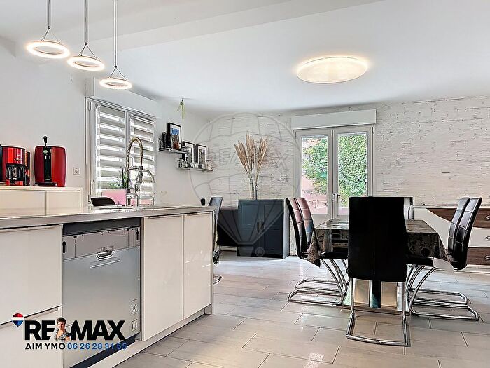 Maison à vendre - Biesheim - 4 pièces - 3 chambres