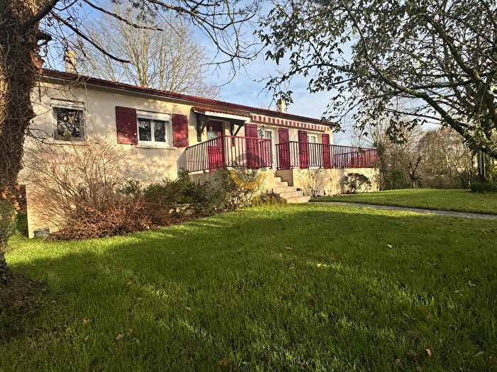 Maison à vendre - Bretignolles - 5 pièces - 3 chambres