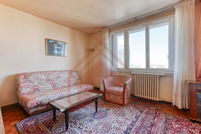Appartement à vendre - Ivry-sur-Seine, Louis Bertrand, Mirabeau, Semard - 2 pièces - 1 chambre
