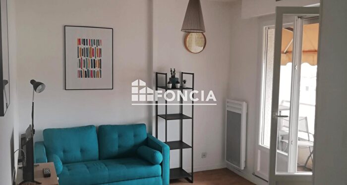 Appartement à vendre - Pau, Centre-ville - 2 pièces - 1 chambre
