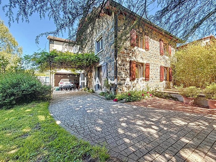 Beaujeu : Maison 8 pièces à vendre