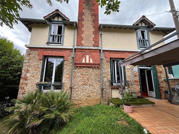 Maison 5 pièces à vendre à Yerres, Bout du Monde, Camaldules, Abbaye