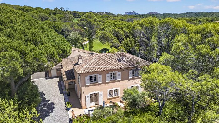 Maison 7 pièces à Saint-Raphaël, Valescure, Vaulongue, à vendre